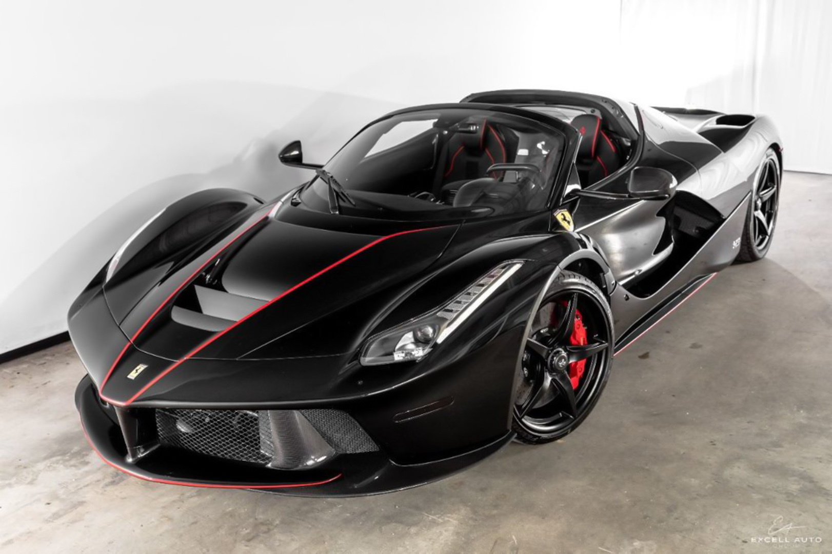 “Siêu phẩm” Ferrari LaFerrari Aperta được rao bán với giá 4,6 triệu Đô ...